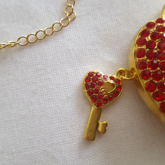 Jewelry | Red Crystal Puff Unlock Your Heart Locket Necklace Wkey ...